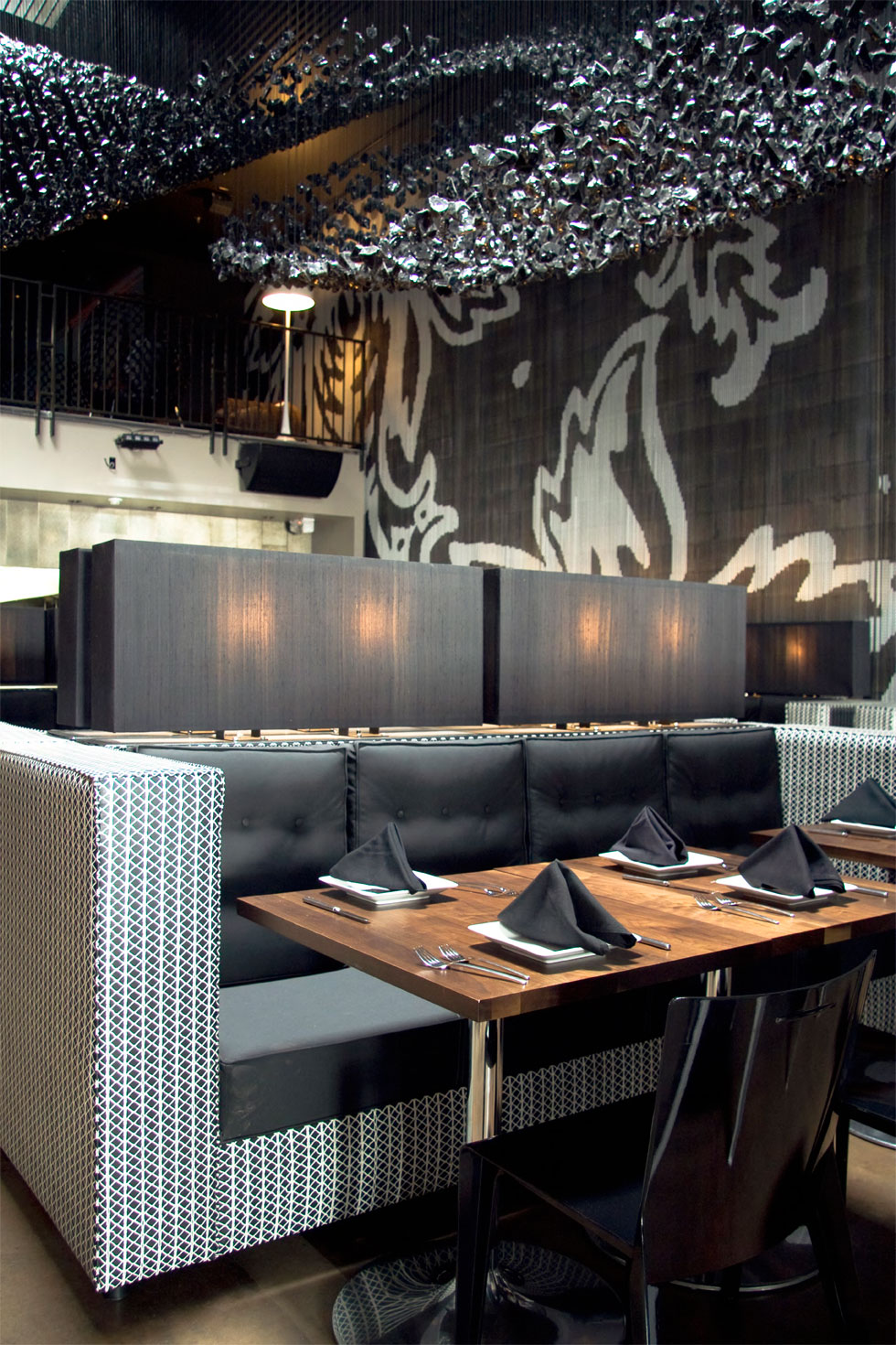 Motif Restaurant & Nightclub - Studio Guilherme Bez